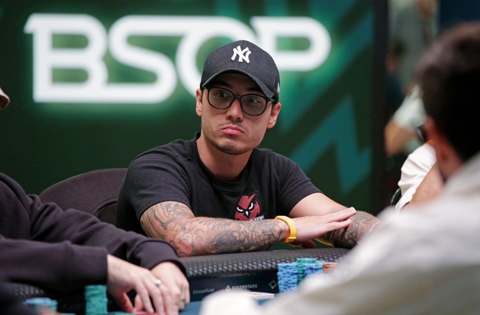 Do satélite ao Big Hit: a saga de Matheus Rocha no Championship